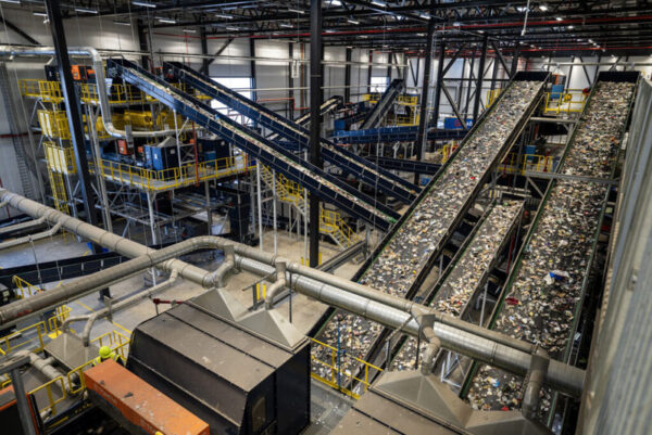 Hjælp os med at kortlægge brugen af genanvendt plast - Plastindustrien